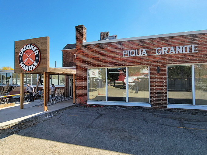 Crooked Handle Brewing Co. offers the perfect equation: craft beer + sunshine = retirement done right. The kind of patio that turns strangers into friends.
