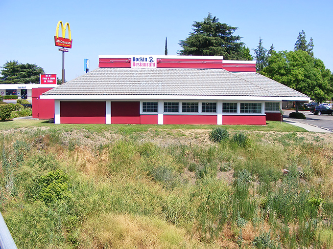 This classic roadside restaurant might not win architectural awards, but locals know it's where breakfast dreams come true.