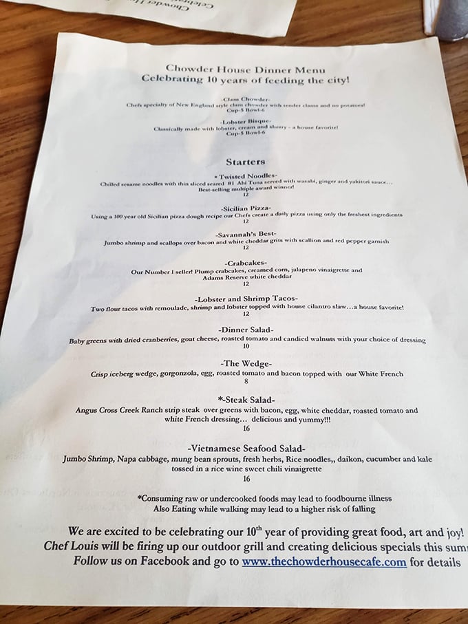 A menu that reads like coastal poetry. From clam chowder to lobster bisque, each offering proves Ohio knows how to do seafood right.