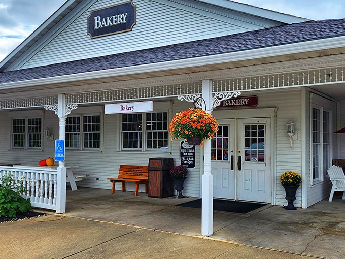 White picket perfection! The Amish Door Bakery looks like it jumped straight out of a Norman Rockwell painting.