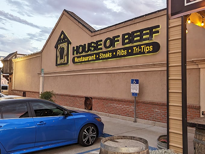 House of Beef announces its mission with no confusion. When your restaurant sign literally says "Steaks, Ribs, Tri-Tips," you know what you're getting!