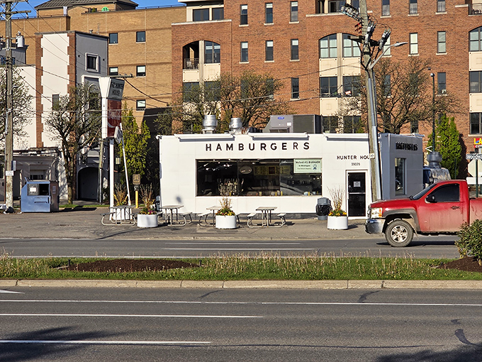 Hunter House's pristine white building stands like a burger temple amid the city. Simple, clean, and focused on one holy mission.