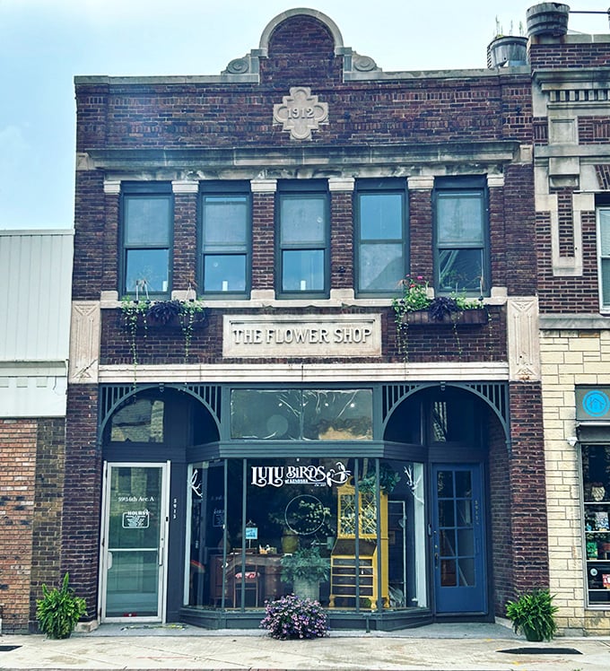 Historic charm on full display! This 1912 building houses treasures that would make even the most seasoned collector weak in the knees.