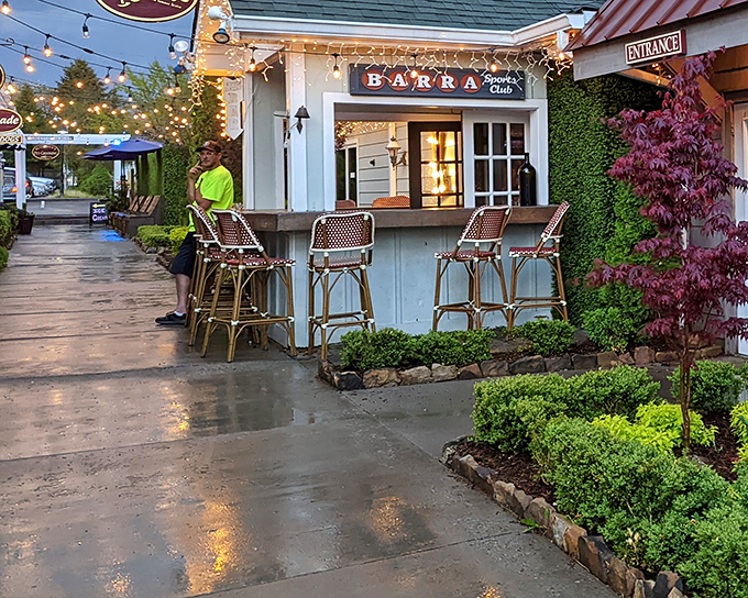 Cozy outdoor seating at a Banner Elk caf&eacute; - where "chilling out" takes on a whole new meaning after retirement.