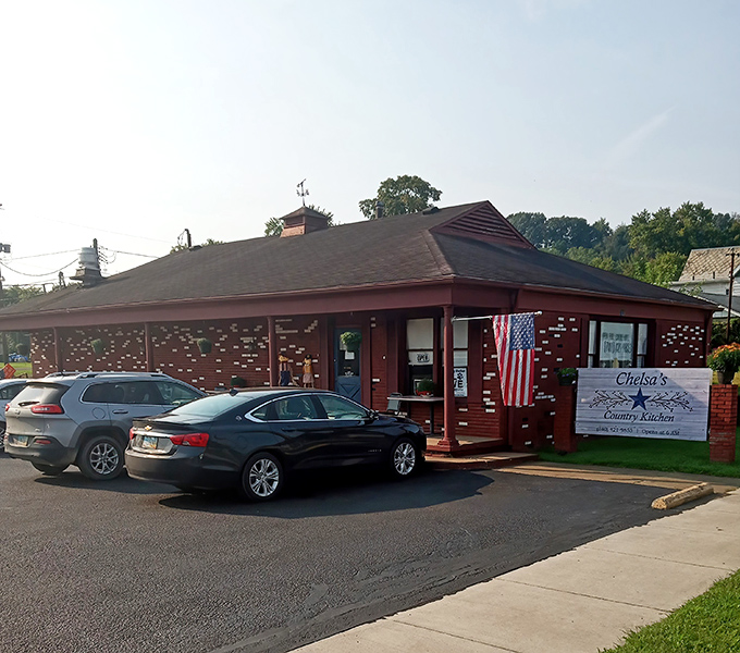 Simple, sturdy, and unpretentious&mdash;just like the hearty breakfast waiting inside. That American flag signals patriotic pancake pride!