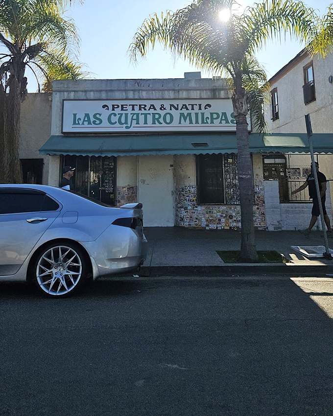 Palm trees and peeling paint &ndash; the universal signals of "locals eat here and tourists should follow."