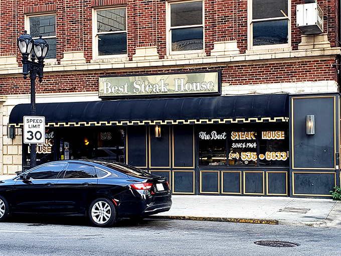 Black and gold elegance with a side of sizzle. This St. Louis institution has been proving that "best" isn't just part of the name.