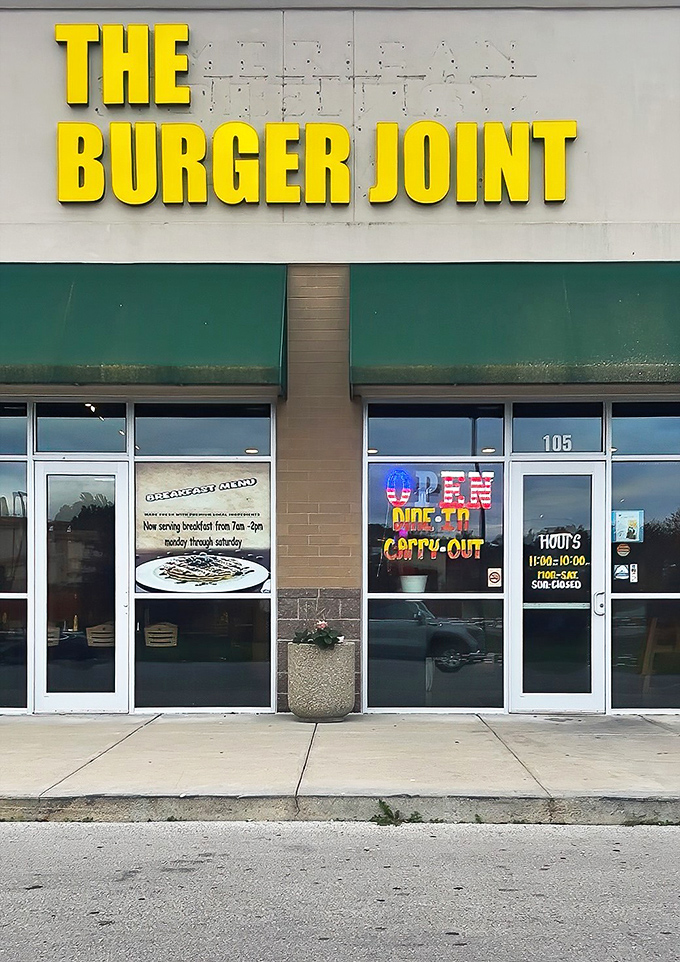 Breakfast and burgers under one roof? The Burger Joint understands that life's too short for limited options.