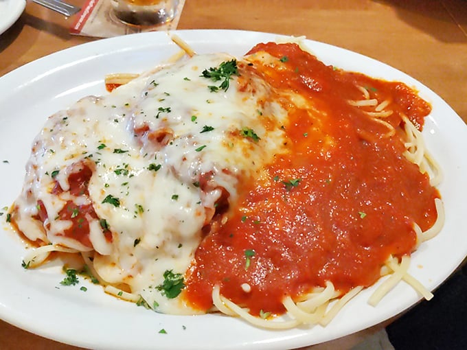 Behold the star attraction: chicken parmesan that makes such perfect cheese pulls, it could qualify as an Olympic sport.