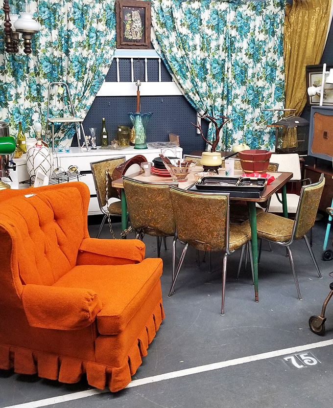 Mid-century modern meets retro charm in this perfectly curated slice of design heaven.