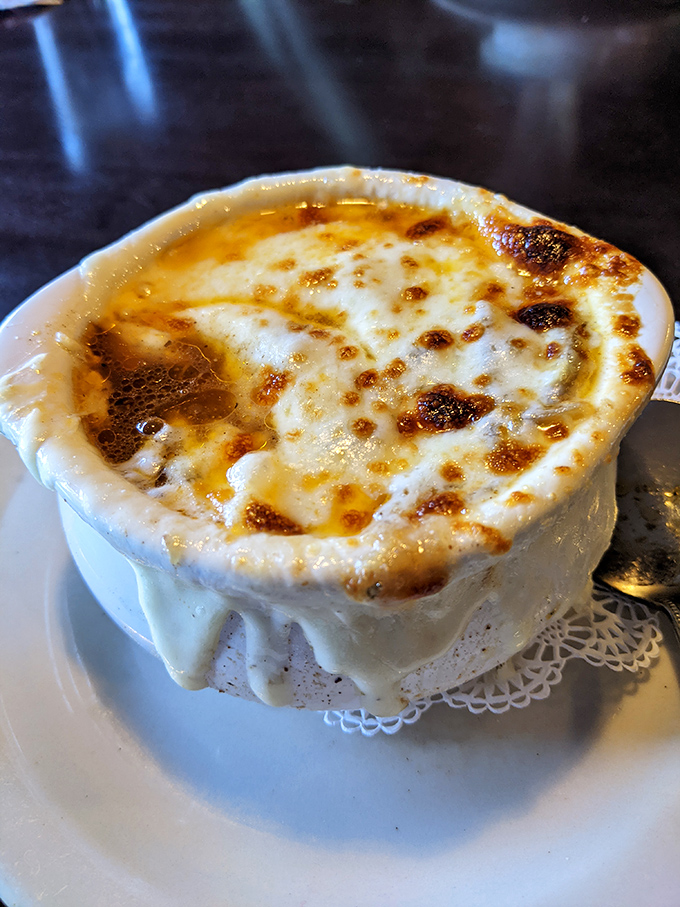 The French onion soup that launched a thousand return visits. That cheese pull should have its own Instagram account and fan club.