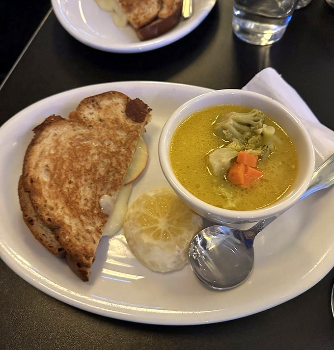 The holy matrimony of perfectly golden bread and molten cheese, accompanied by a soul-warming soup. Comfort food that doesn't need a therapist's couch.