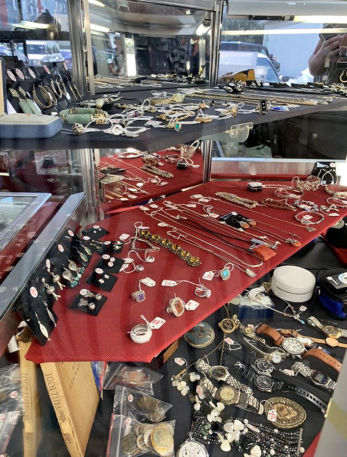 Jewelry hunters, prepare to lose track of time. Each display case is like a time capsule of fashion eras, from disco-era pendants to yesterday's statement pieces.