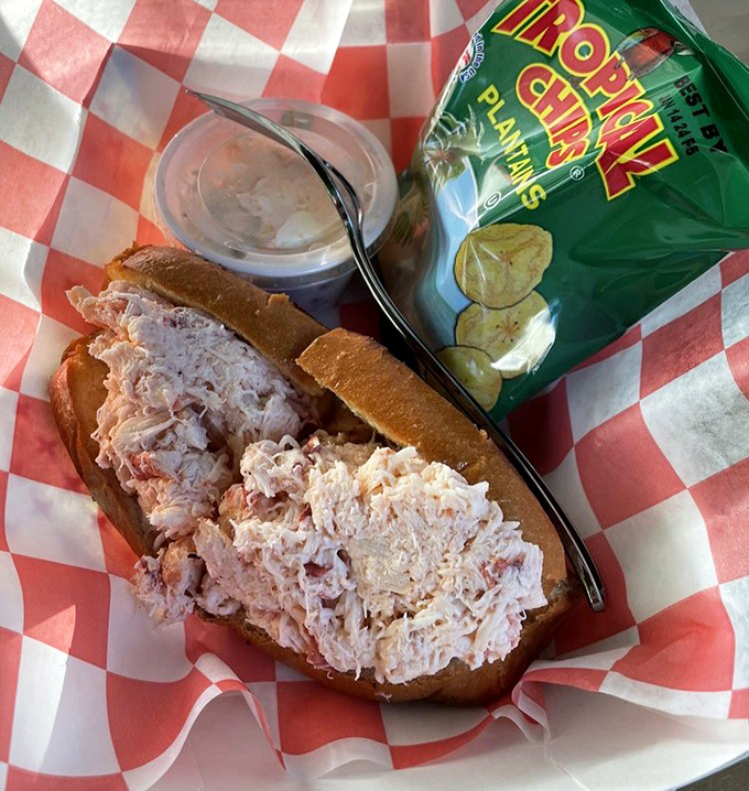 The star of the show: chunks of sweet Maine lobster meat cradled in a perfectly toasted bun. Simplicity that makes you wonder why anyone would complicate perfection.