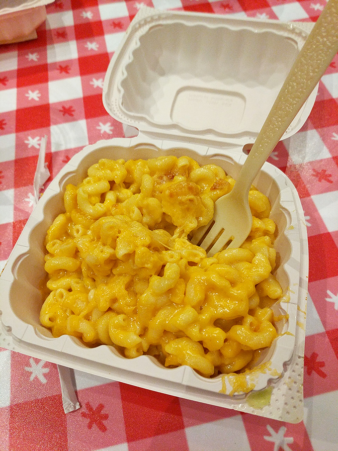 Golden, creamy, and utterly irresistible – Ma's Mac isn't just a side dish, it's the reason some folks show up in the first place.