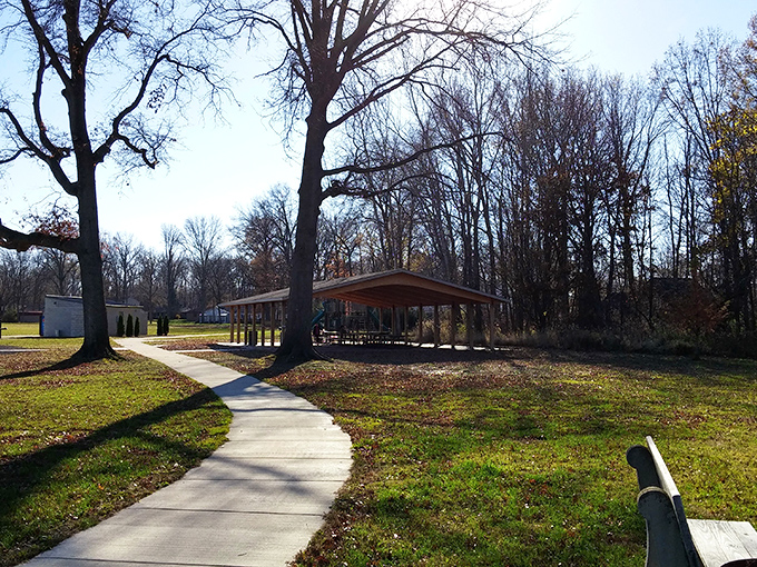 Nature's pavilion awaits at Sofios Park, where picnic tables stand ready for family gatherings. The perfect spot for when Netflix just won't cut it. 
