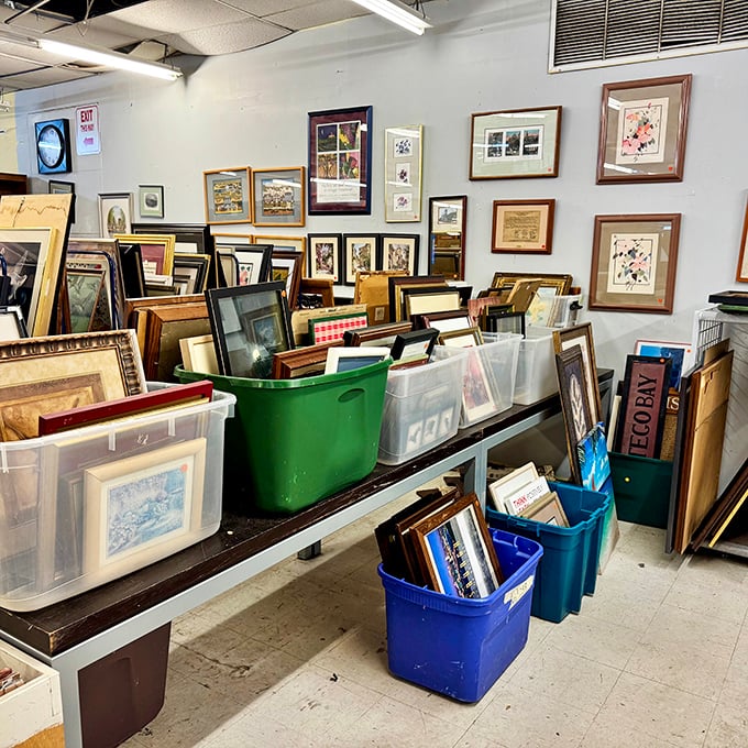 Art gallery prices giving you sticker shock? This thrift shop wall offers framed inspiration for the price of a sandwich&mdash;Picasso not included.