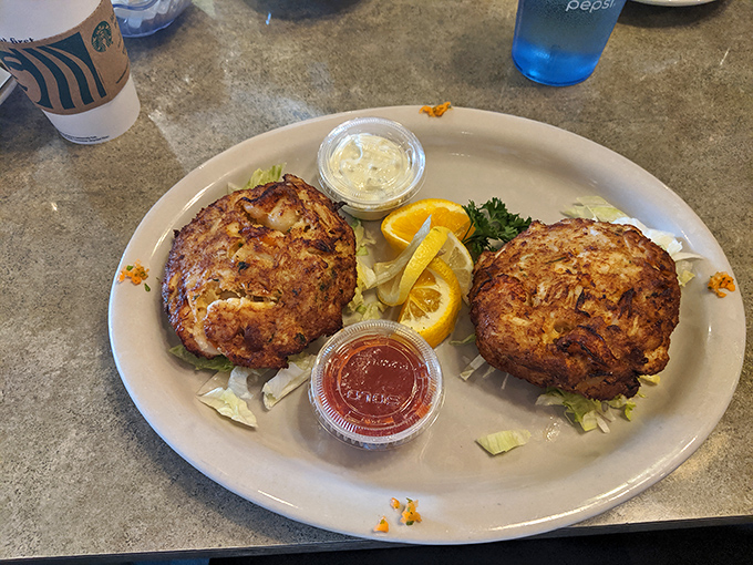 The star attraction: crab cakes that are more crab than cake. Served with lemon wedges that know they're just playing a supporting role.