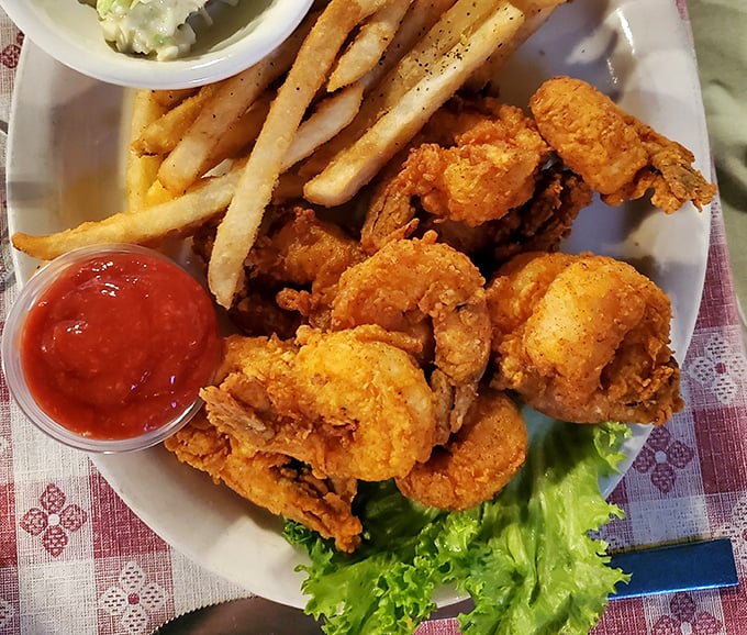 Golden, crispy shrimp that would make Forrest Gump's Bubba weep tears of pure Southern joy.