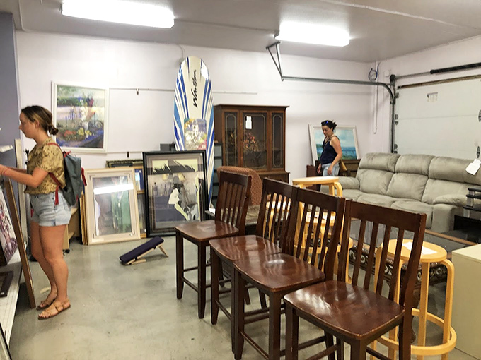 Fellow treasure hunters on safari, stalking the elusive perfect-fit blazer in its natural habitat.