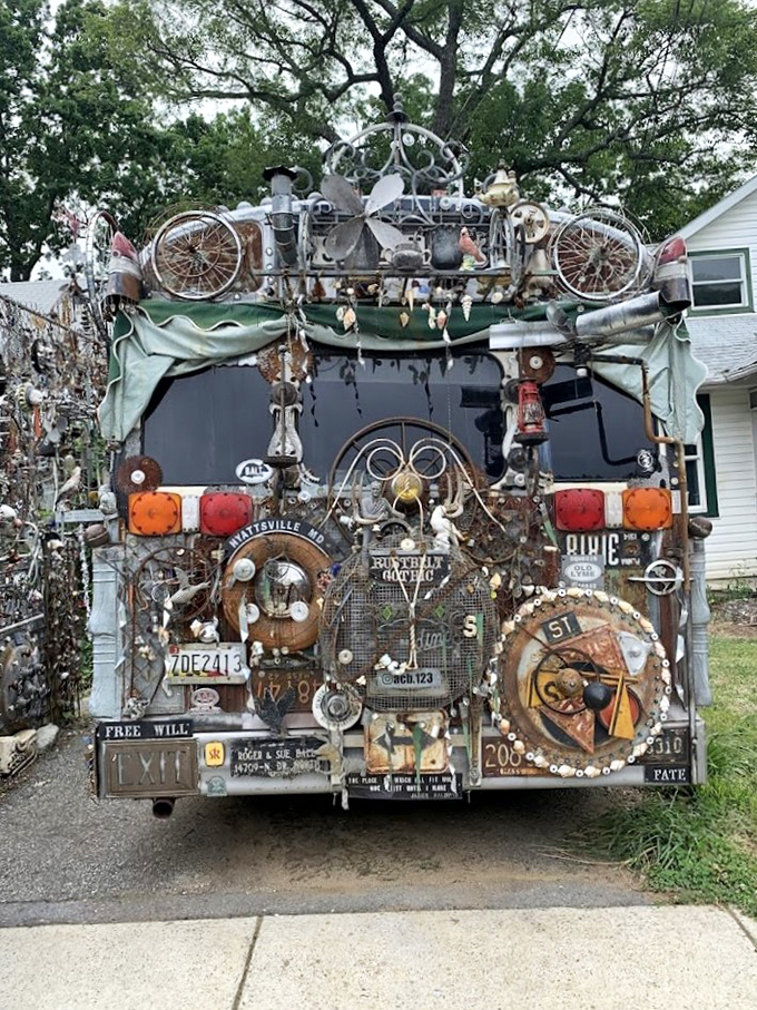 The rear view is just as spectacular as the front. Like a metallic peacock showing off decades of scavenging triumphs.