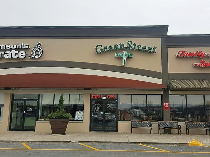 Strip mall surprise! Green Street hides behind that modest storefront like Clark Kent in glasses. 