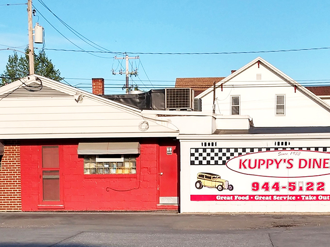Kuppy's split personality facade&mdash;half brick red, half diner white&mdash;hints at the no-nonsense, all-delicious experience waiting inside.