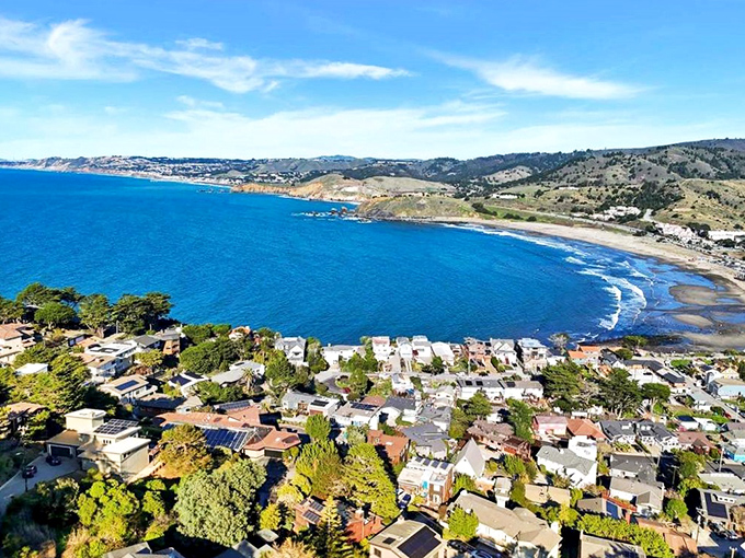 Pacifica's dramatic cliffs and sweeping beaches remind us that some of California's best coastal gems hide just minutes from the city.
