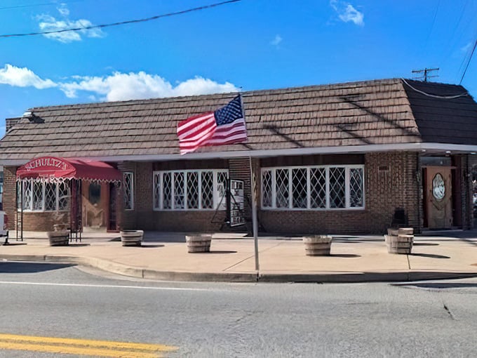 Schultz's Crab House: Diamond-paned windows and an American flag &ndash; this brick beauty has been serving crab dreams since 1969.