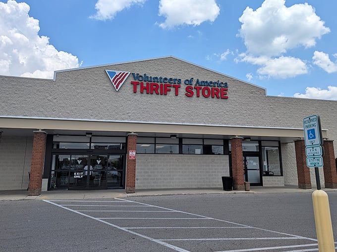 The Volunteers of America sign stands proud, promising treasures and good karma in equal measure. 