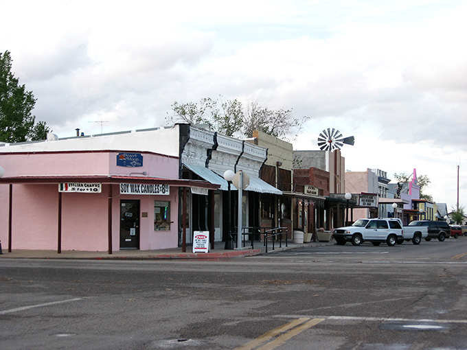 Willcox: Main Street, USA with prices to match! That windmill isn't the only thing that's a throwback—so are the housing costs.