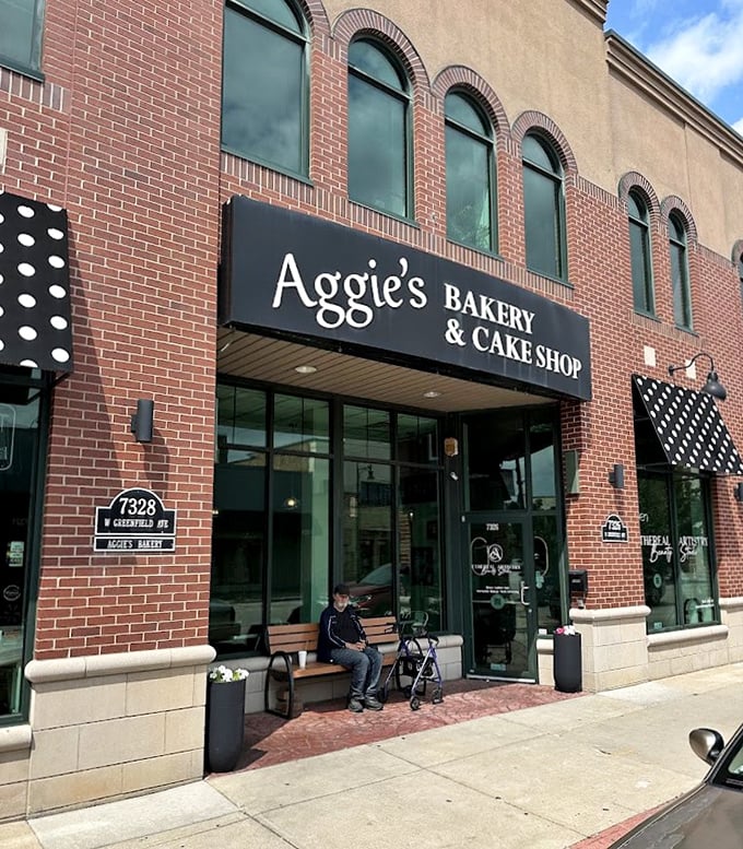 The bench outside Aggie's isn't just seating&mdash;it's where you'll contemplate whether to eat that second donut before or after you get home.