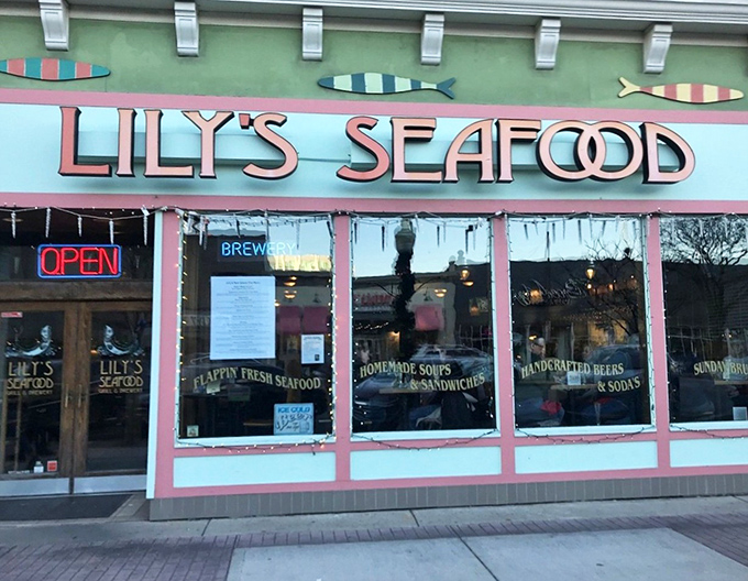 "Flappin' Fresh Seafood" isn't just a slogan at Lily's &ndash; it's a delicious promise kept with every bite.
