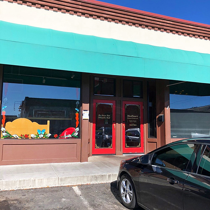 Behind those red doors at MartAnne's lies a world where calories don't count and chilaquiles dreams come true.