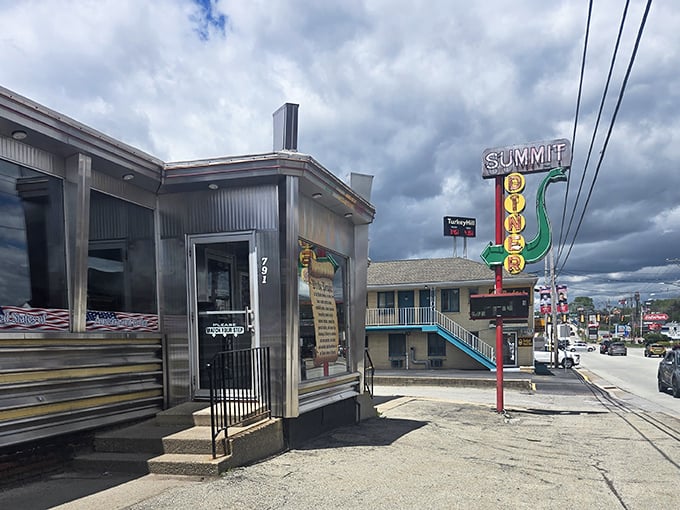 This stainless steel beauty has been feeding Somerset souls for generations. If these walls could talk, they'd ask for more gravy.