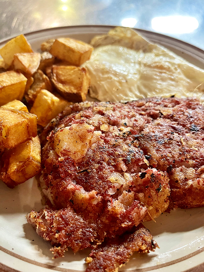 Meatloaf that would make your grandmother both proud and jealous. Those home fries aren't playing around either.
