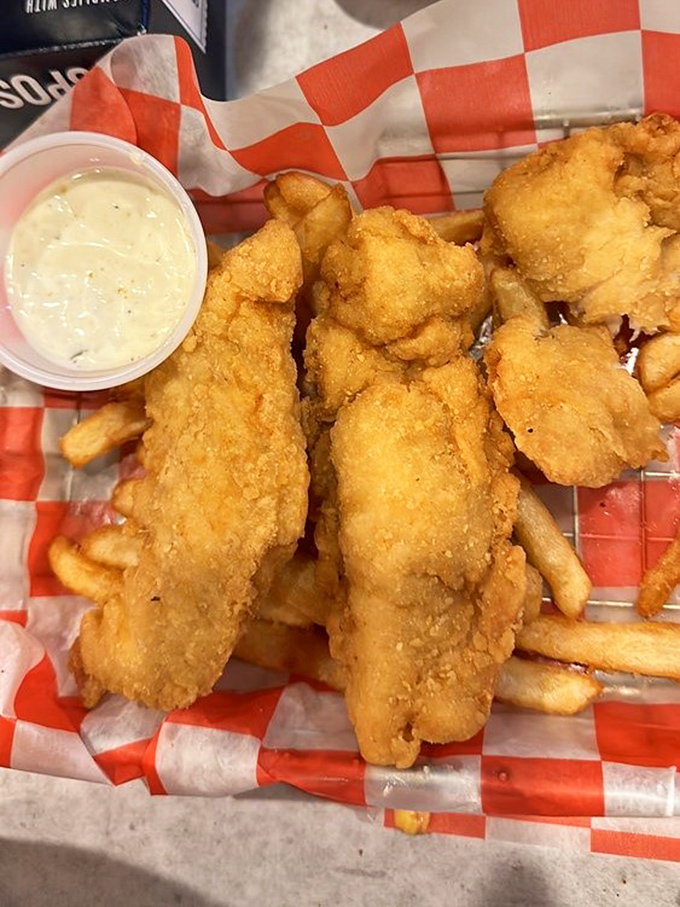Even the chicken gets the royal treatment. Golden-battered tenders with creamy dipping sauce prove Storming Crab respects those who venture beyond seafood territory.