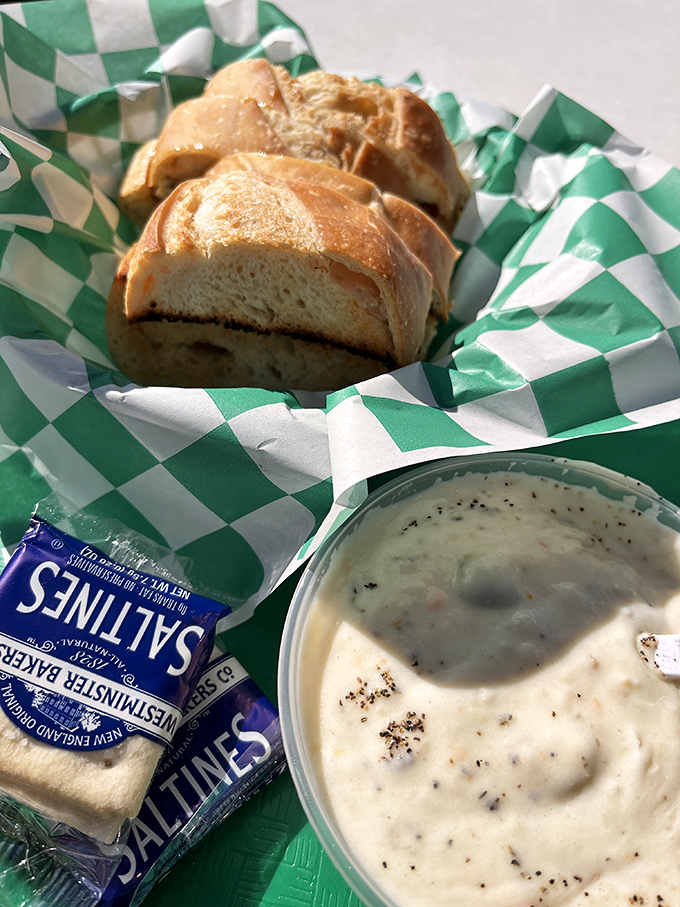 Clam chowder that doesn't hide the star ingredient behind potato filler. Served with sourdough that's ready to soak up every last drop.