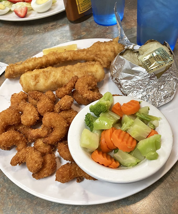 Who says you can't have it all? Crispy fish, plump shrimp, and fresh vegetables prove Cherry Valley Cafe masters lunch just as skillfully as breakfast.