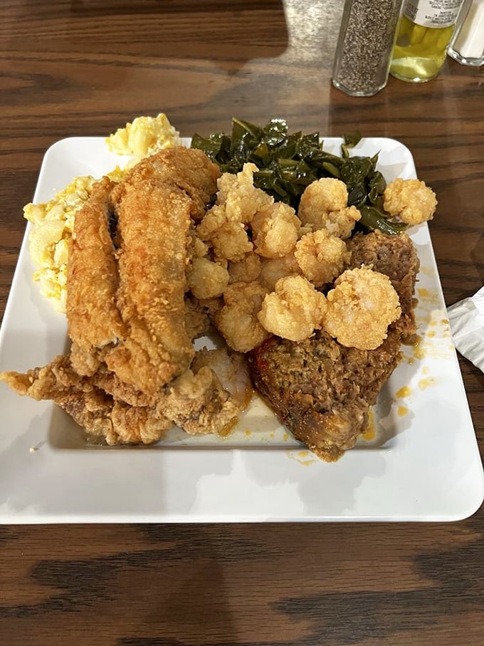 Southern comfort on a plate! This spread isn't just a meal&mdash;it's a warm hug from the Palmetto State itself.