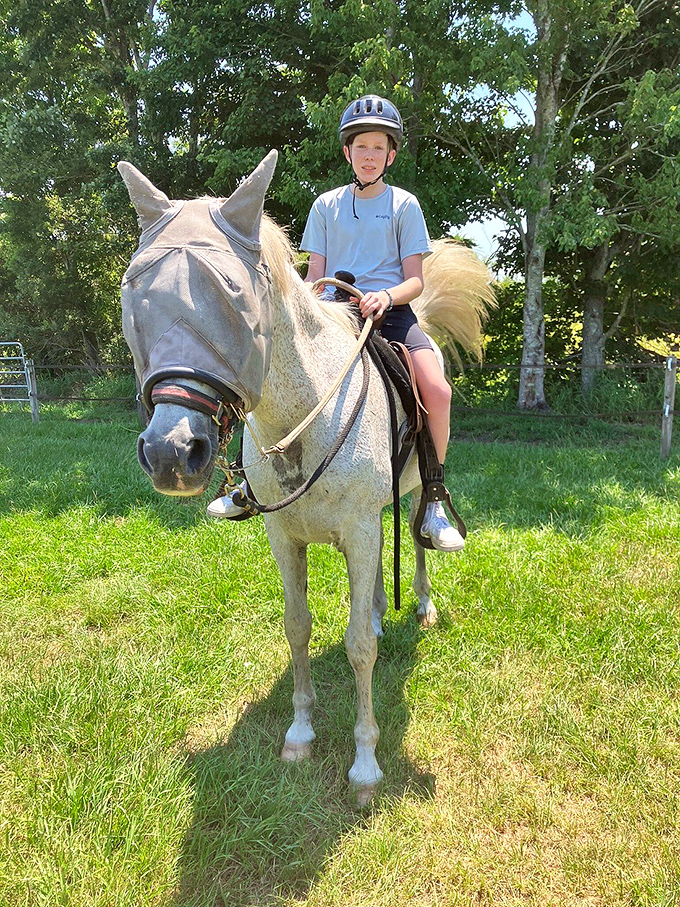 Horseback riding through Lake Louisa offers a perspective that hiking can't match&mdash;elevated views and the gentle rhythm of hoofbeats on sandy trails.