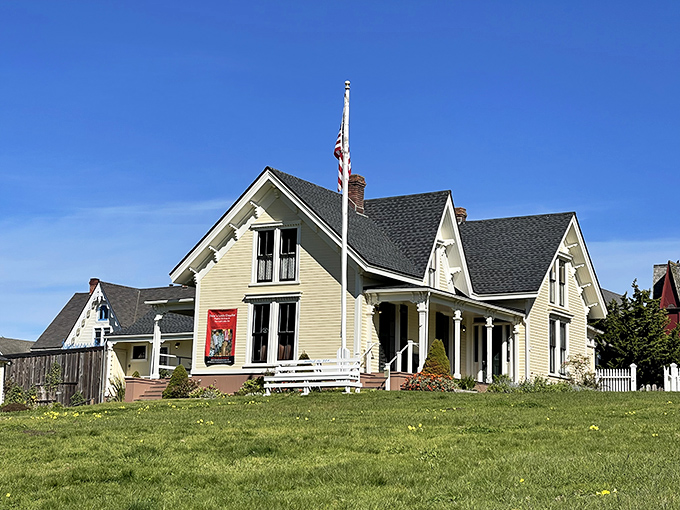 The Kelley House Museum's sunny yellow facade and white picket fence practically scream "come hear my stories" to passing history buffs and architecture lovers alike.