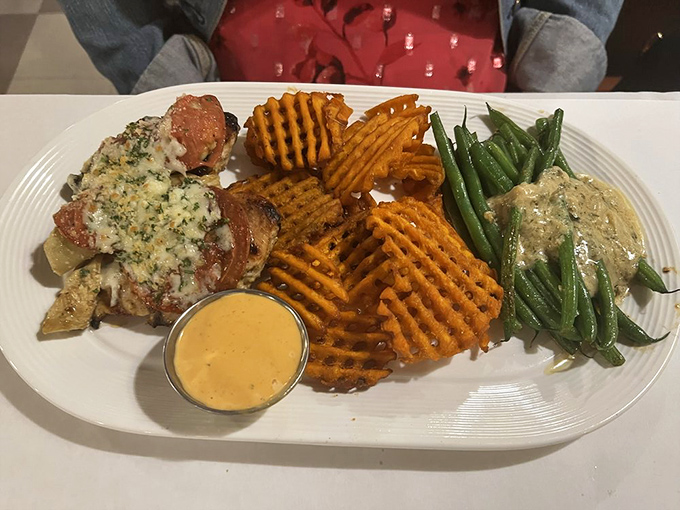 Waffle fries that actually taste like potatoes, seafood that's clearly never met a freezer, and a sauce worth bottling and taking home.