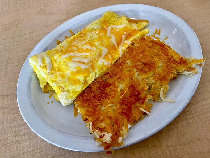 The perfect omelet-hash brown duo is like a well-matched couple&mdash;each maintaining their own identity while making the other better just by being nearby.