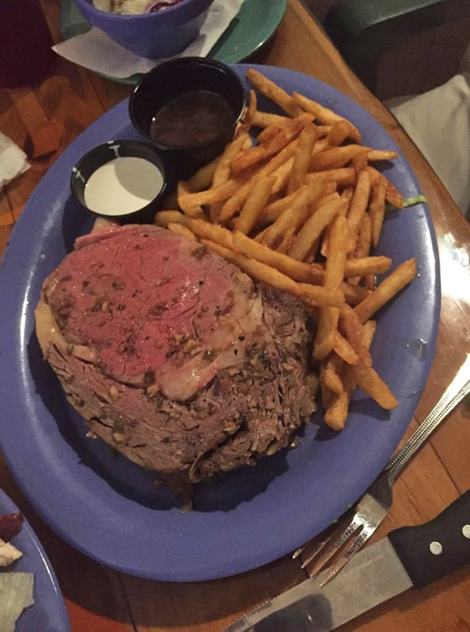 Not all treasures from Bonefish Mac's come from the sea. This perfectly cooked prime rib proves land-lovers won't leave disappointed.