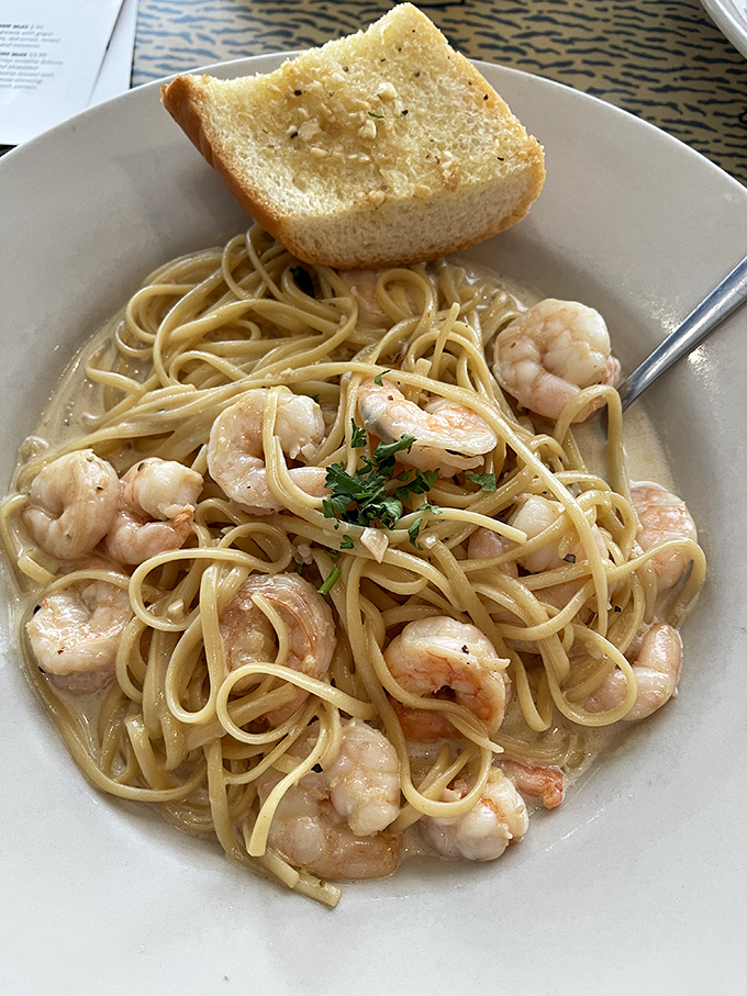 Shrimp pasta that doesn't skimp on the shrimp! Each twirl of linguine delivers plump treasures from the sea.