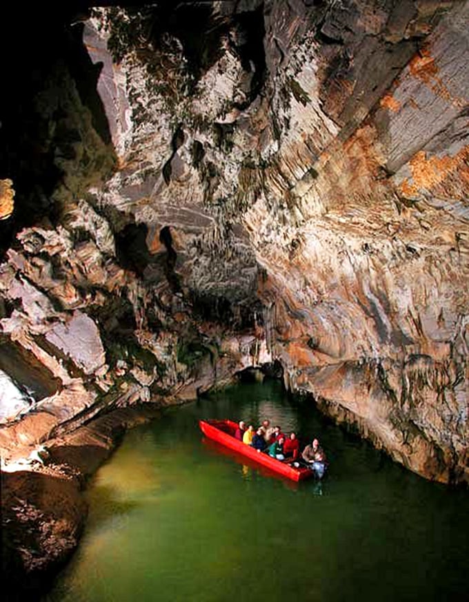 Floating through million-year-old passageways in a bright red boat. It's like Venice's gondolas got lost and found themselves in Pennsylvania's prehistoric past.