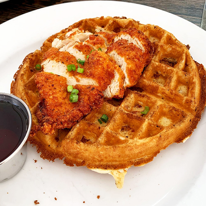 When chicken meets waffle, it's like Fred Astaire dancing with Ginger Rogers &ndash; pure harmony.
