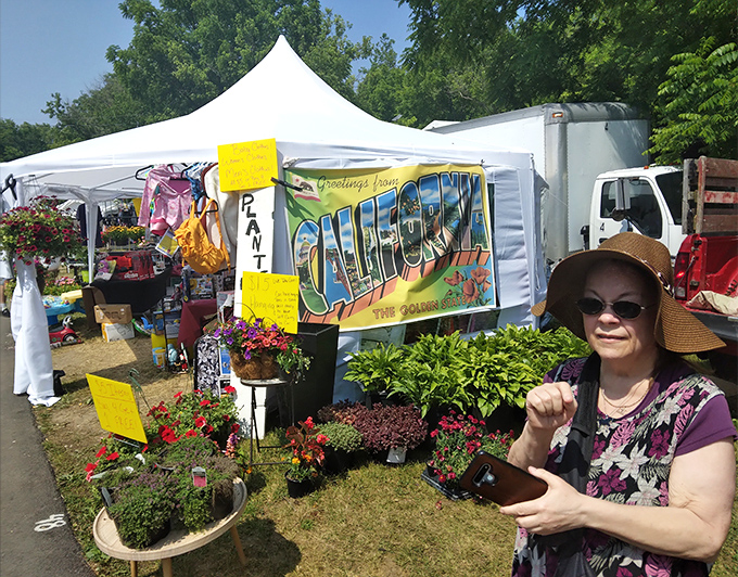 Garden treasures and California dreams! This vendor knows that sometimes what your home needs isn't another antique lamp but a splash of living color.