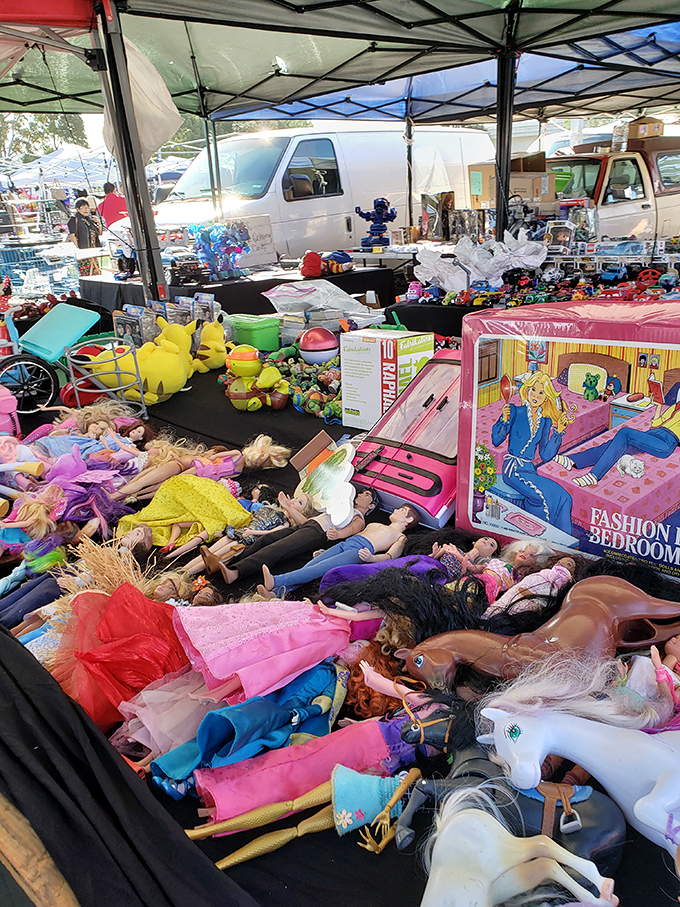 A dollhouse metropolis where tiny fashionistas reign supreme. This three-story dream home puts most Bay Area apartments to shame!